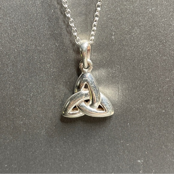 solvar | Jewelry | Solvar Ireland Triquetra Celtic Knot Sterling Silver ...